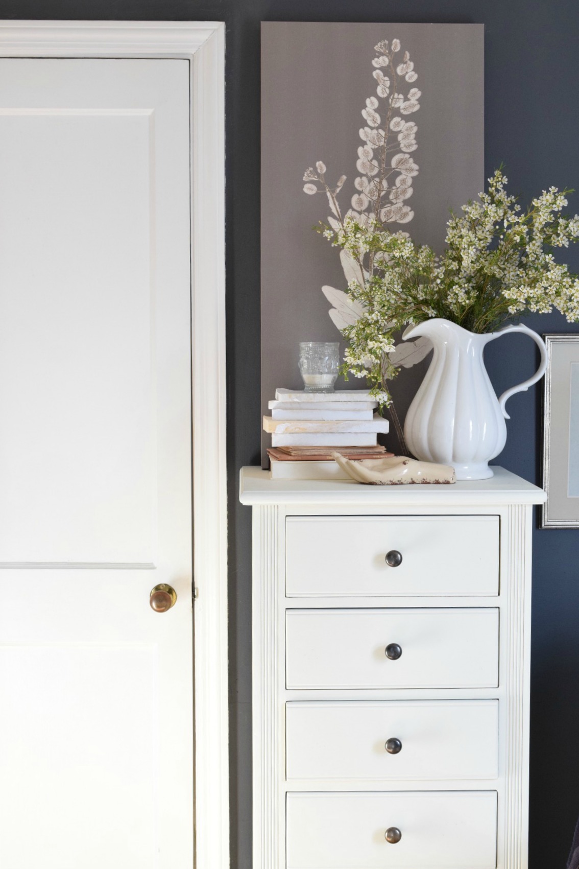 How I used Mud Paint and Chalk Paint - Nesting With Grace
