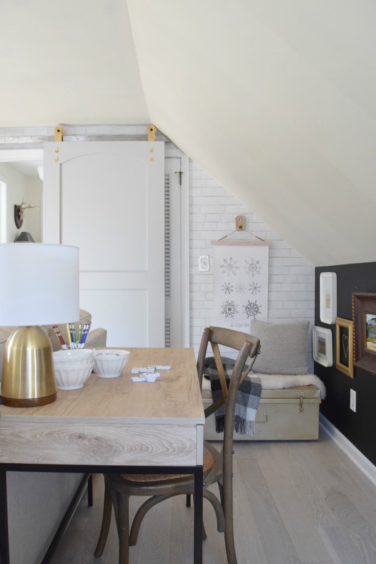 Writing Desk For Small Spaces - Nesting With Grace