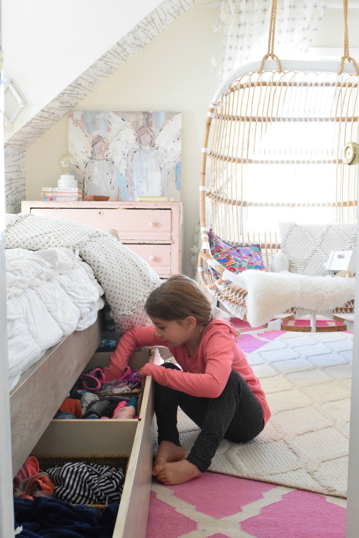 How to Keep a Kids Room Clean and Organized in a Small House - Nesting ...