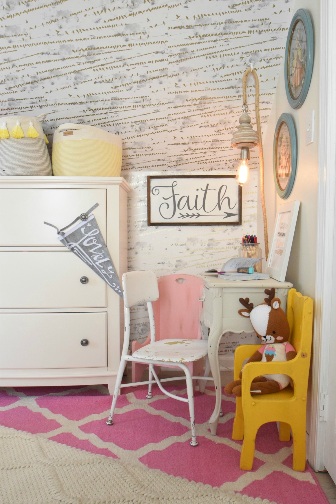 How to Keep a Kids Room Clean and Organized in a Small House - Nesting ...
