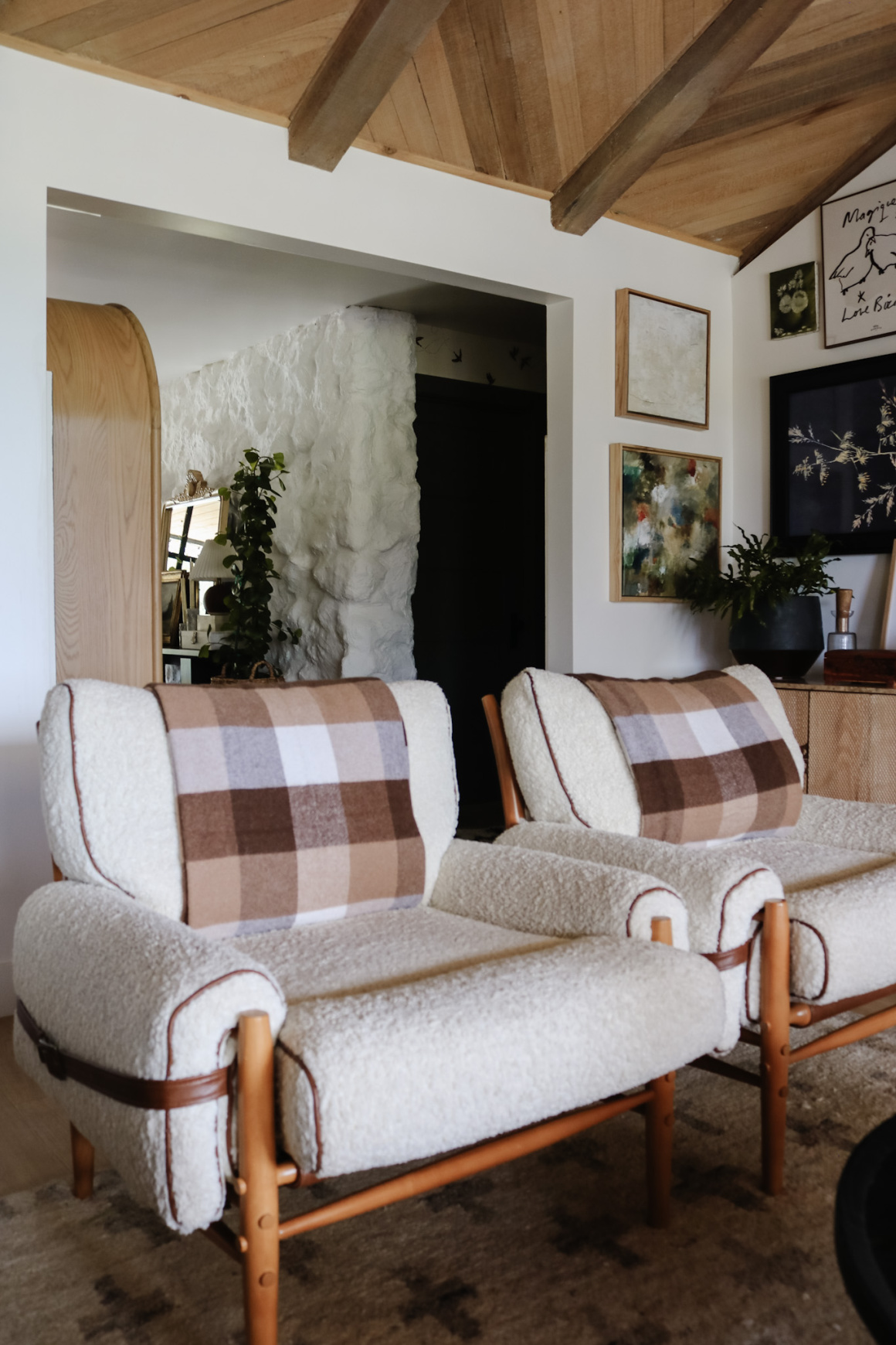 Simple Ways to Add Fall Decor- Our Fall Family Room - Nesting With Grace