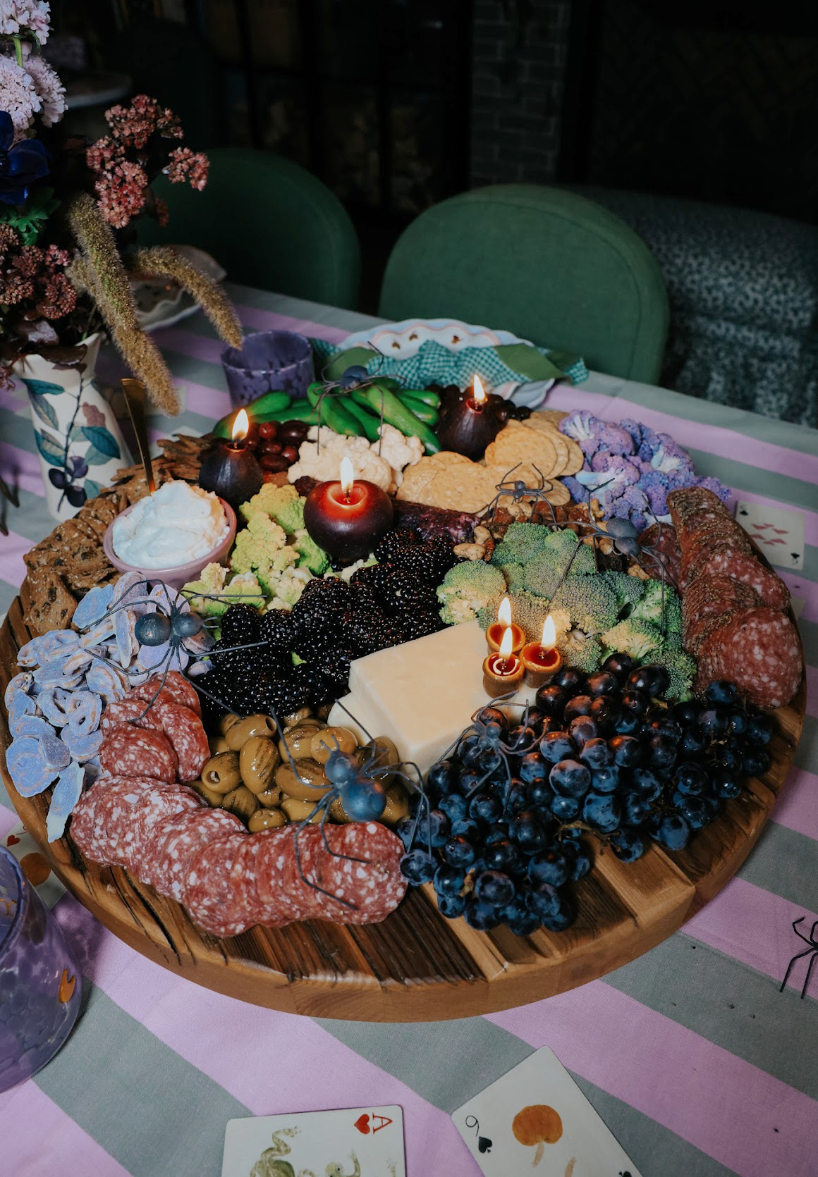 Fall Book Club Idea with Fall Table Setting and Fall Book Ideas ...