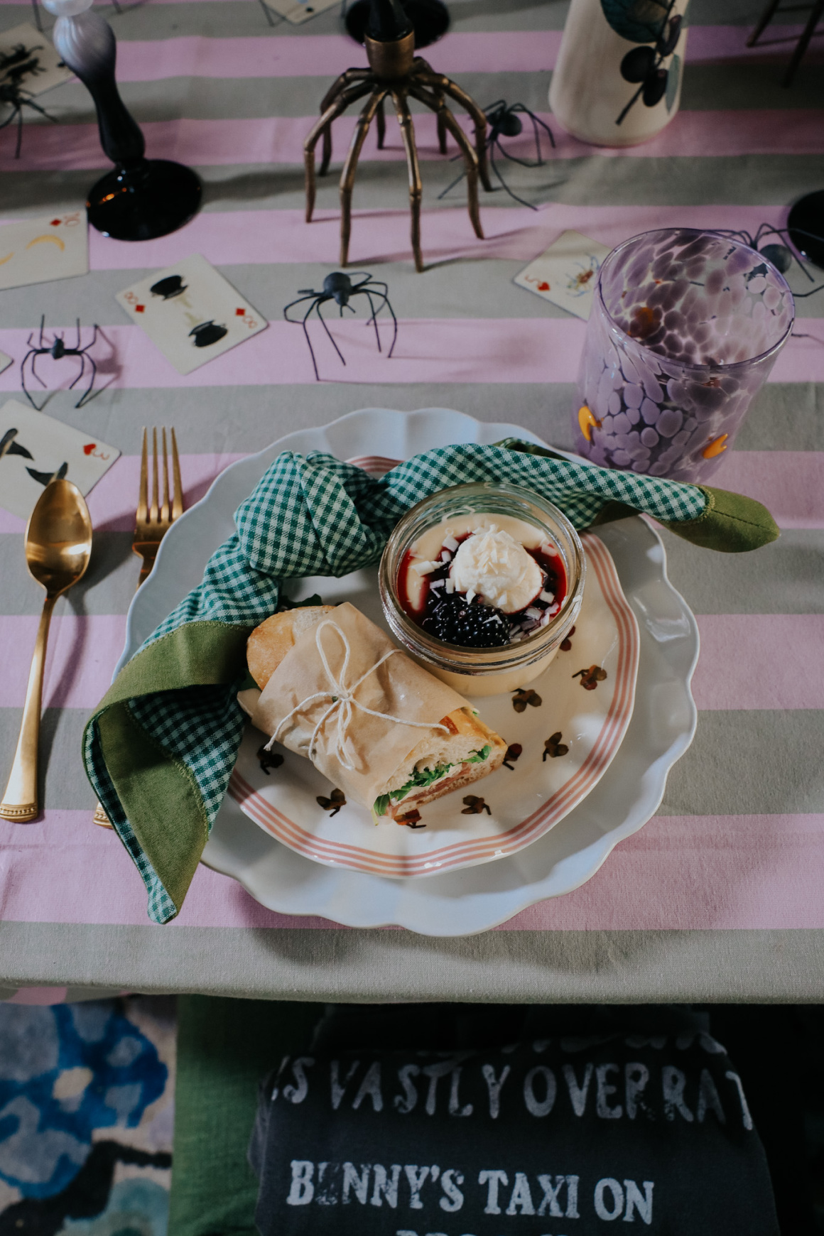 Holiday Hosting-Favorite Table Settings for all Seasons and New ...